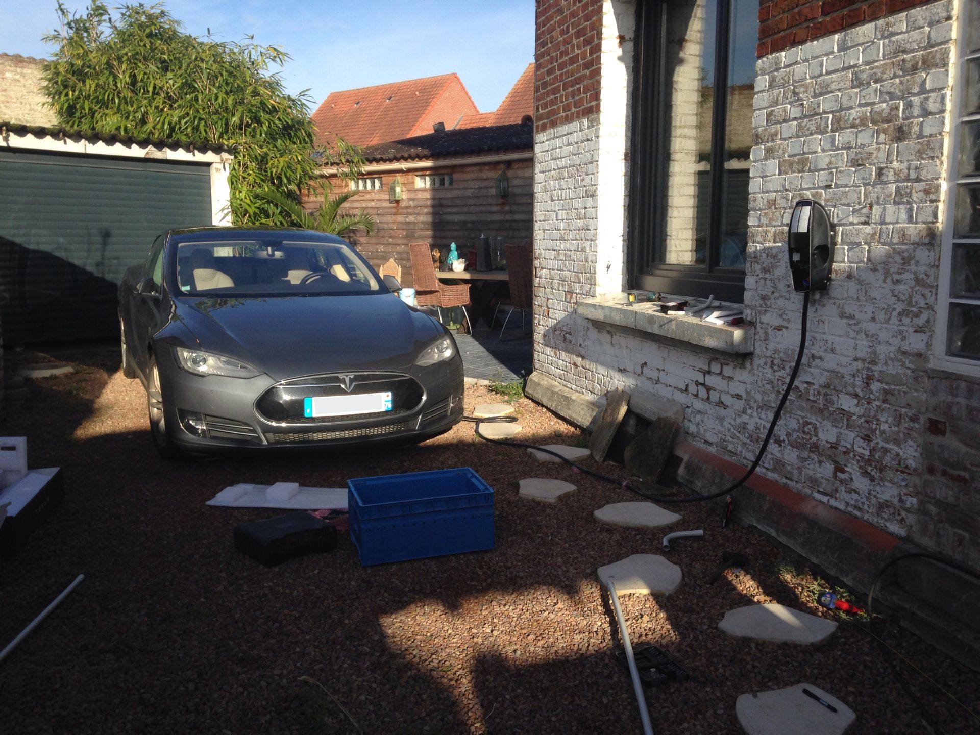 Borne de charge TESLA Wall Connector